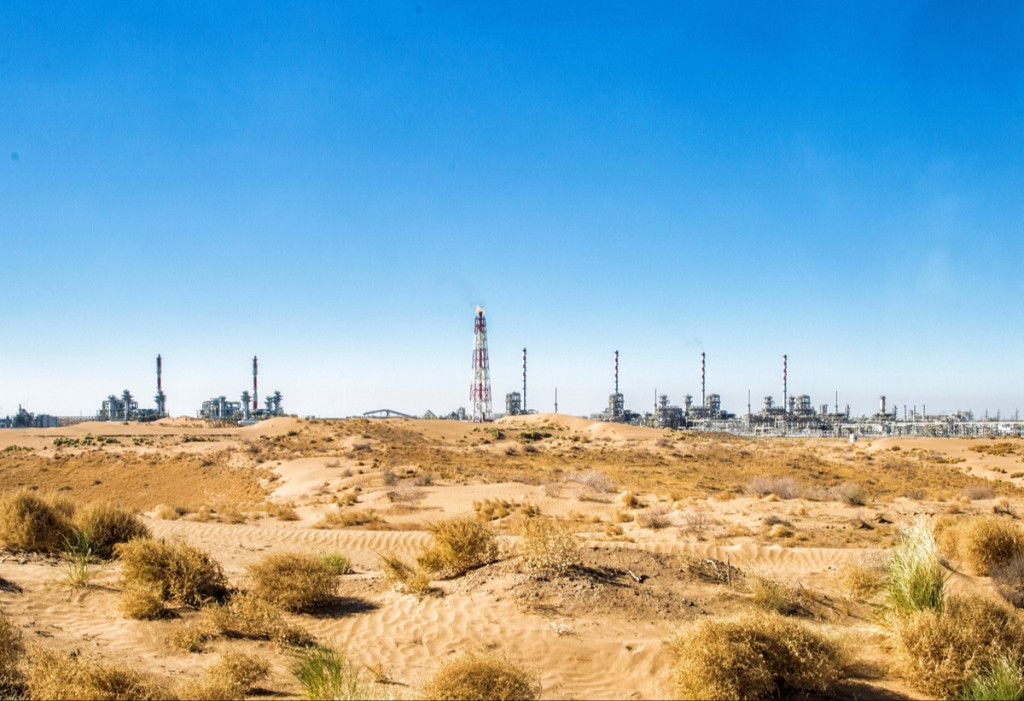 Turkmenbashy oil processing complex of the "Turkmennebit" state concern