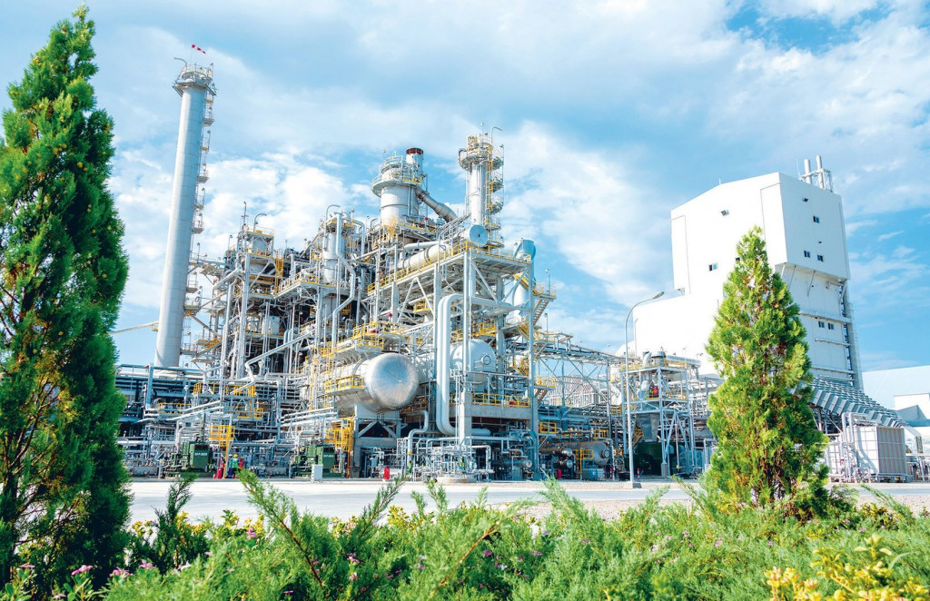 Turkmenbashy oil processing complex of the "Turkmennebit" state concern